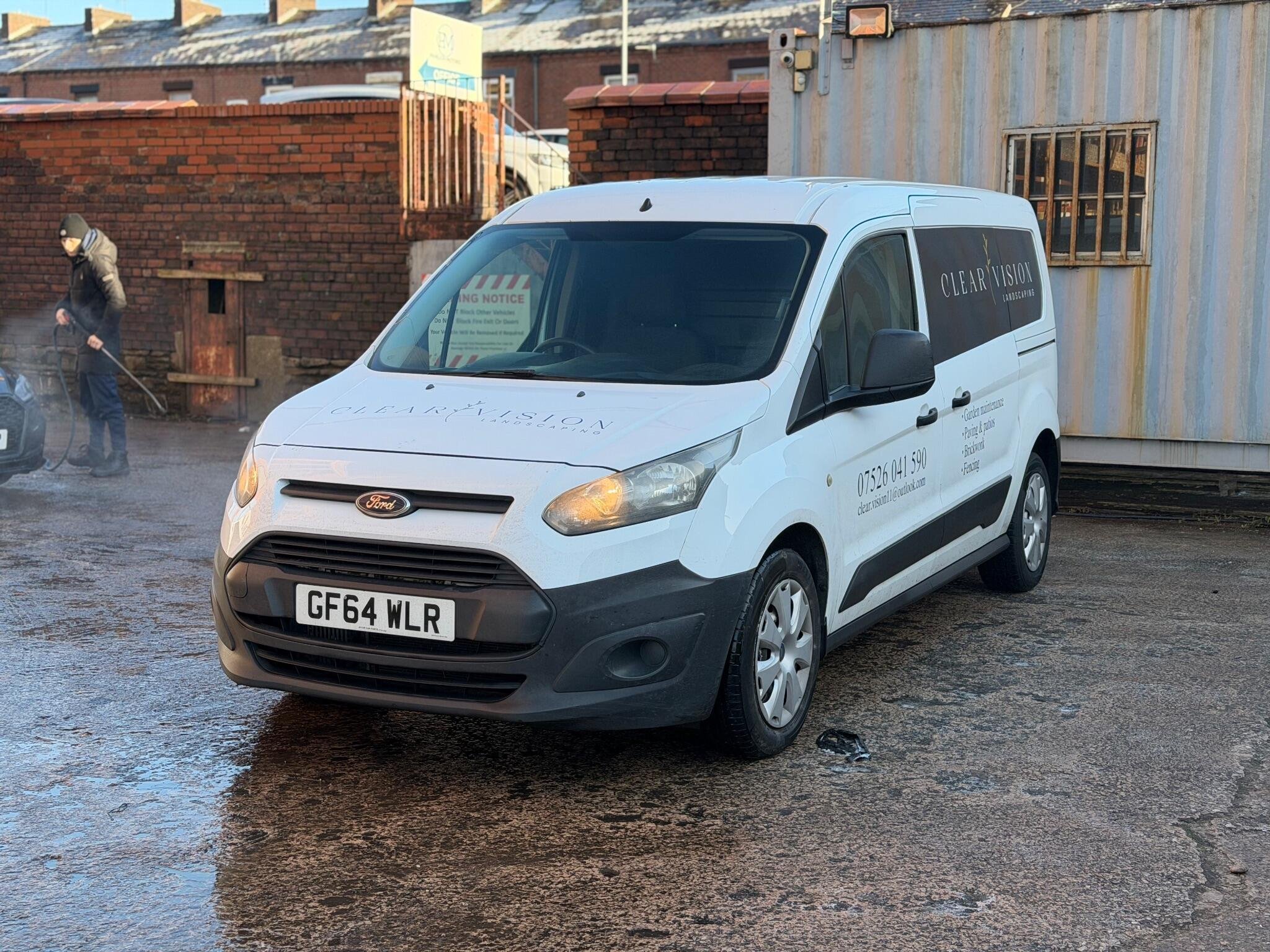 Used 2014 Ford Transit Connect 1.6 TDCi 240 L2 H1 4dr for sale in ...