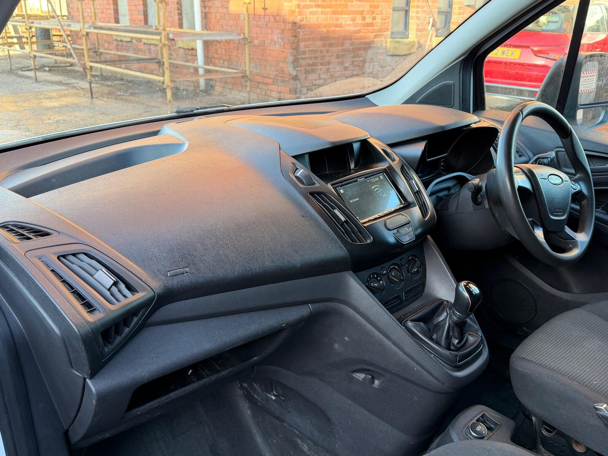 Used 2014 Ford Transit Connect 1.6 TDCi 240 L2 H1 4dr for sale in ...